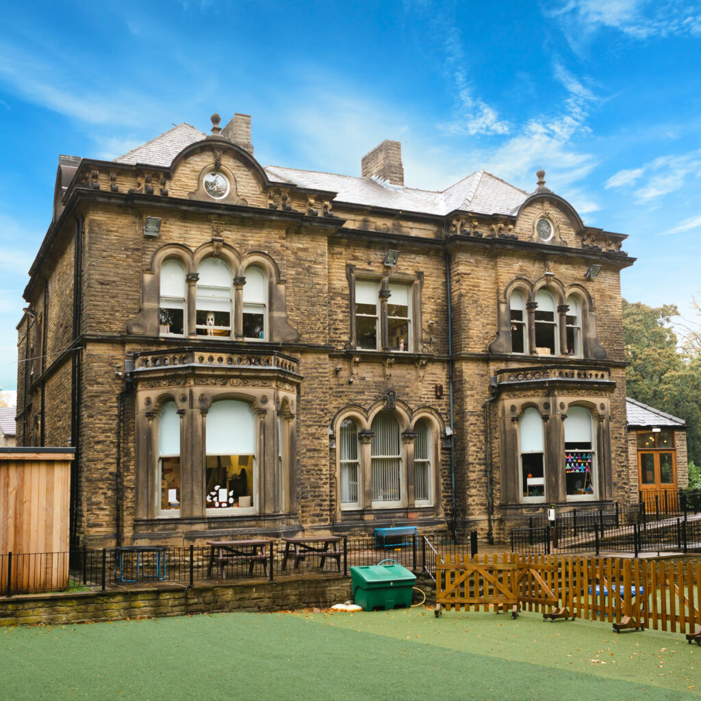 Home Page - The Mount School